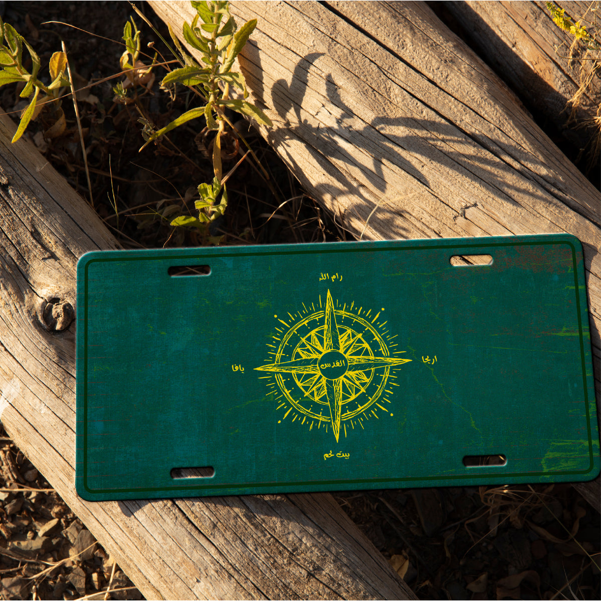 Car plates - compass – Fovero